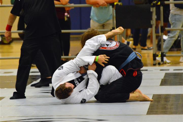 Silverbacks Compete at Newbreed Grappling in Chicago! – Silverback Brazilian Jiu-Jitsu Academy