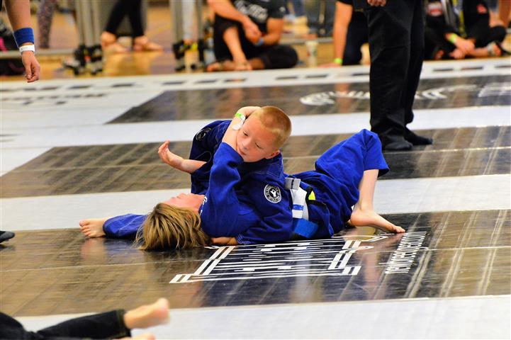 Silverbacks Compete at Newbreed Grappling in Chicago! – Silverback Brazilian Jiu-Jitsu Academy